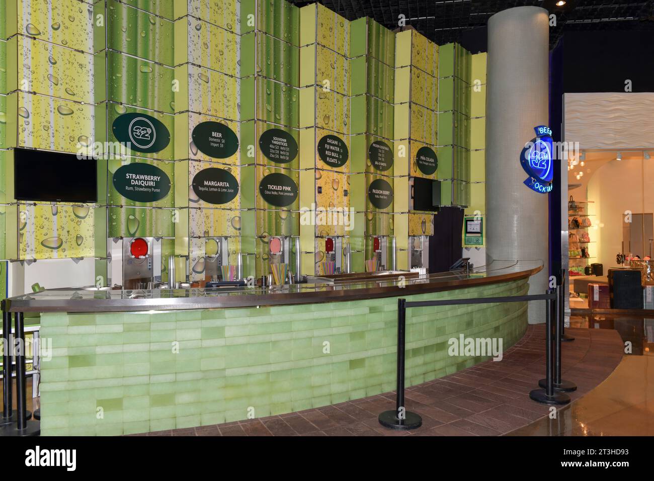 Mgm stars hi-res stock photography and images - Alamy
