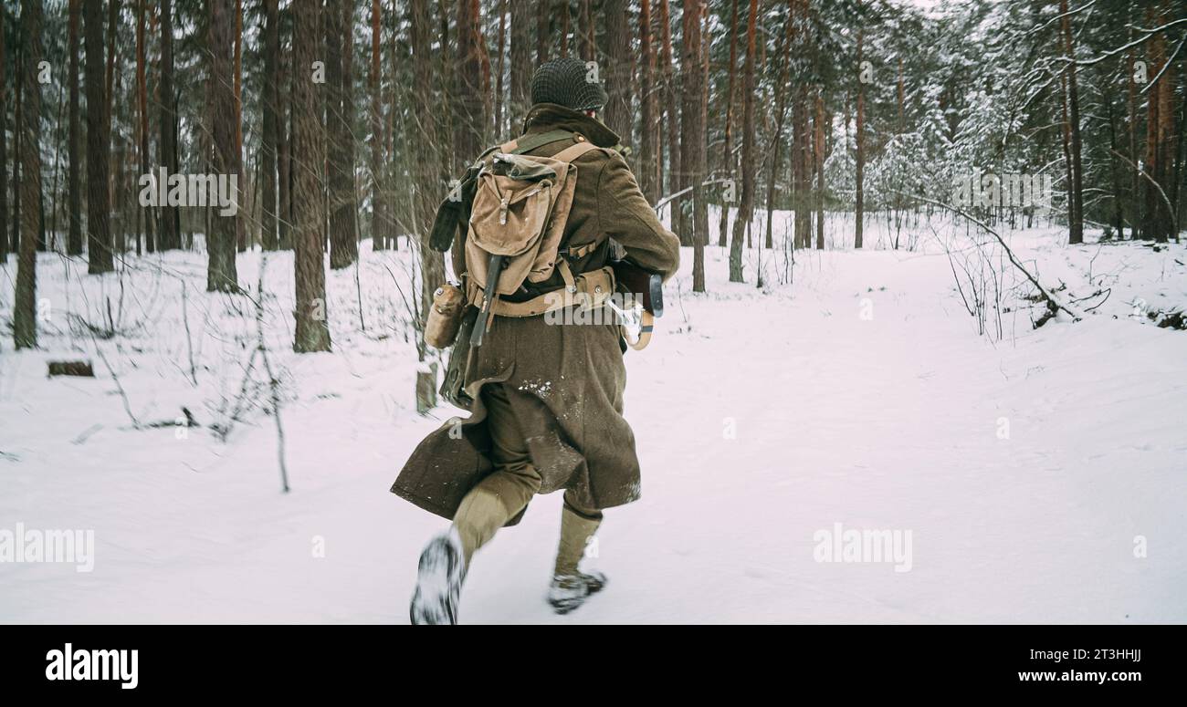World war ii american soldiers uniform hi-res stock photography and ...