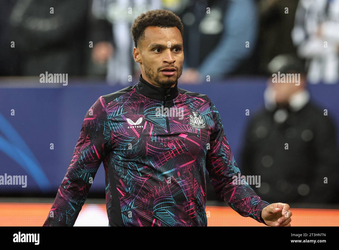 Jacob Murphy #23 of Newcastle United in the pregame warmup session ...