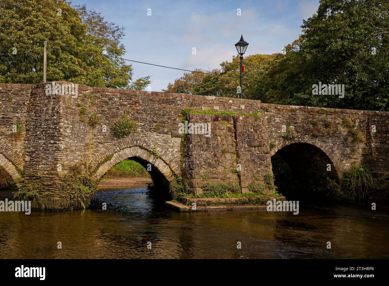 The historic Medieval bridge at Lostwithiel, Cornwall Stock Photo - Alamy