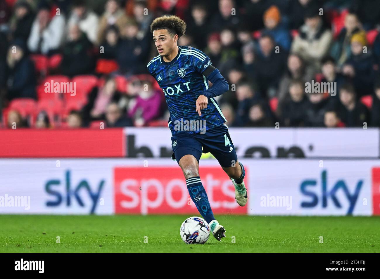 Ethan Ampadu #4 of Leeds United makes a break with the ball during the ...