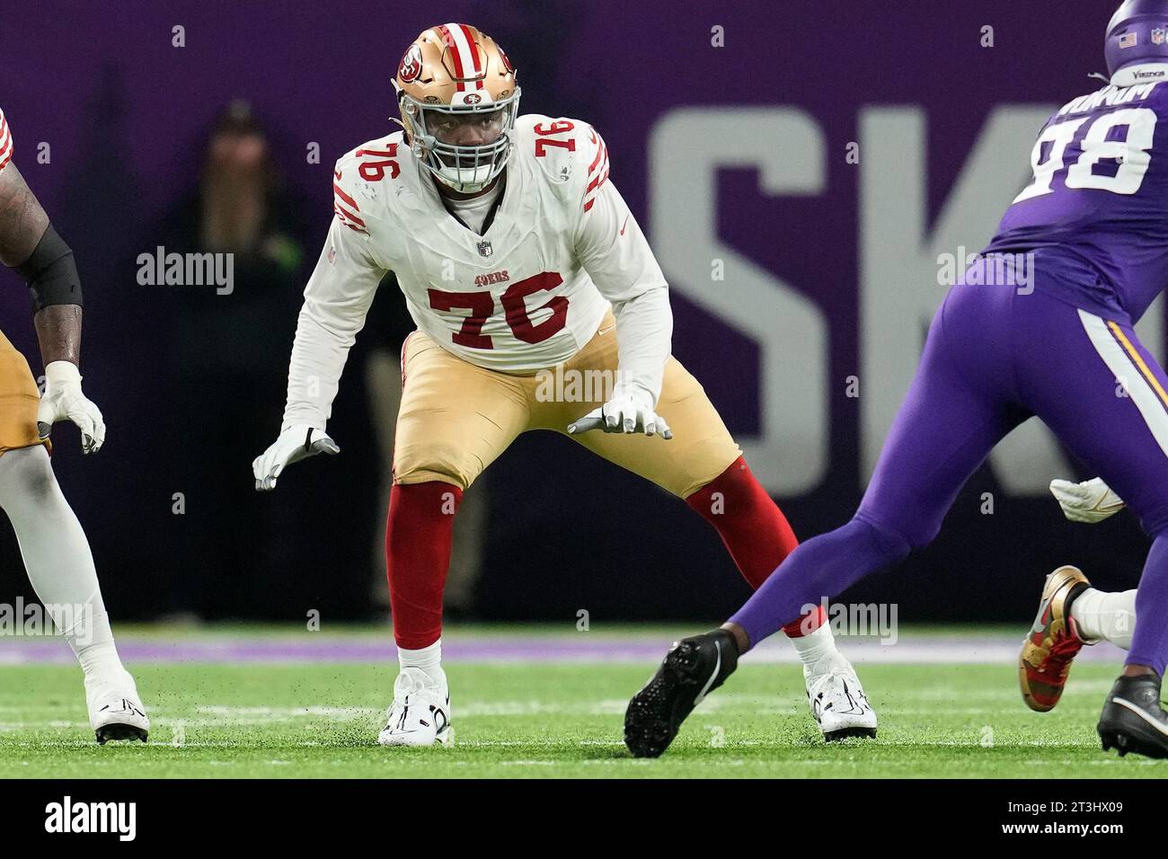 San Francisco 49ers guard Jaylon Moore (76) in action during the second ...