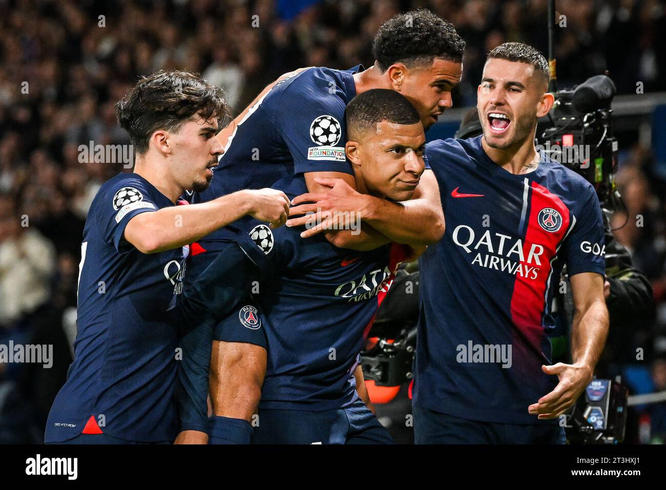 Warren zaire emery vitinha hi-res stock photography and images - Alamy