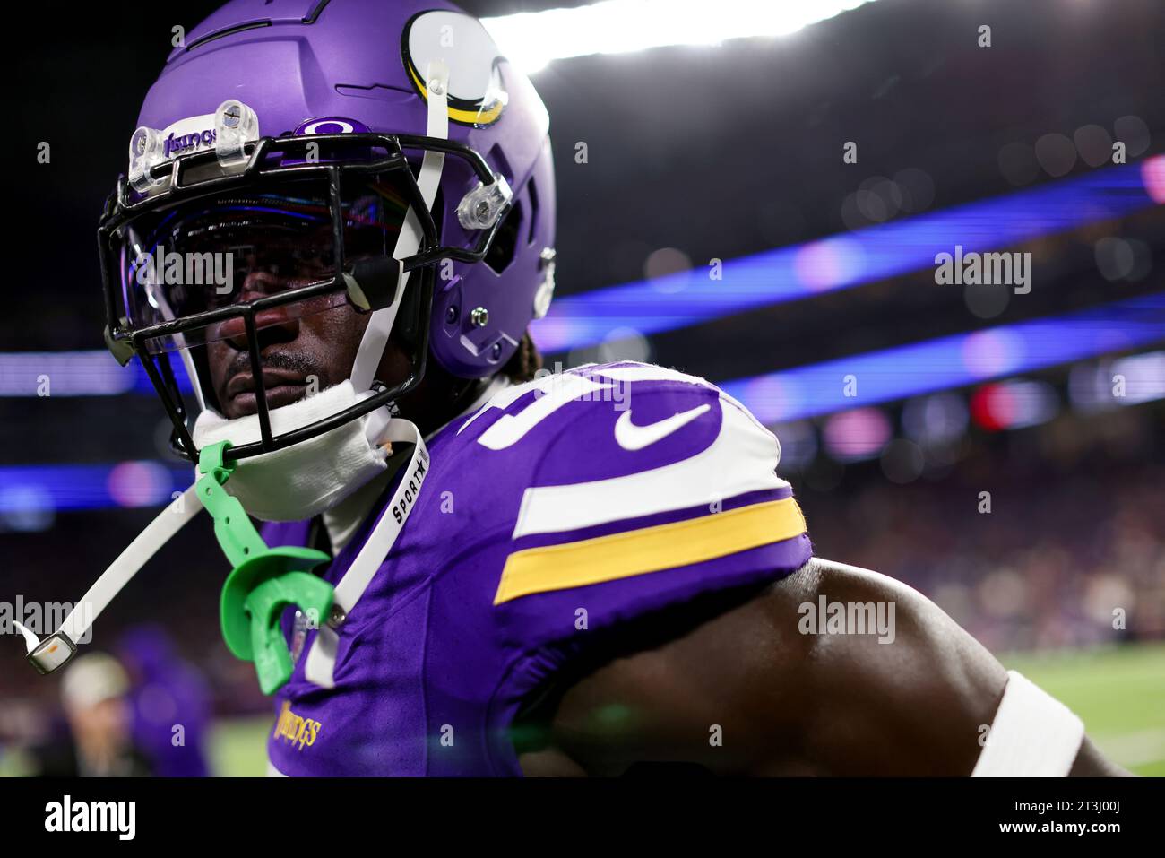 Minnesota Vikings linebacker Brian Asamoah II (33) on the field before ...