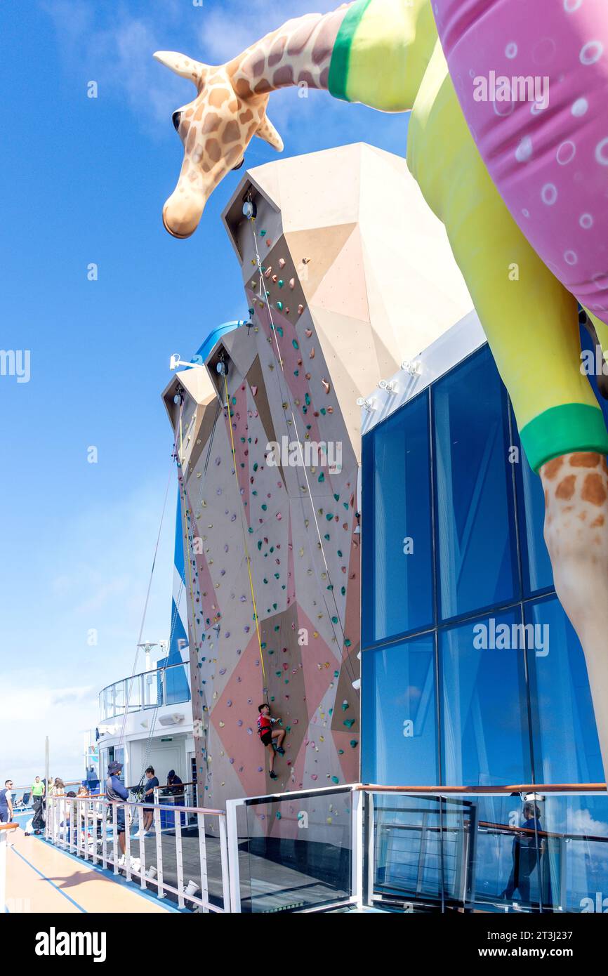 Climbing wall on Royal Caribbean 'Anthem of the Seas' cruise ship, Gran ...