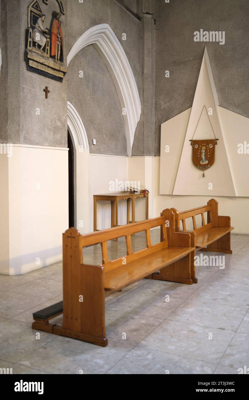 Catholic church cardiff hi-res stock photography and images - Alamy