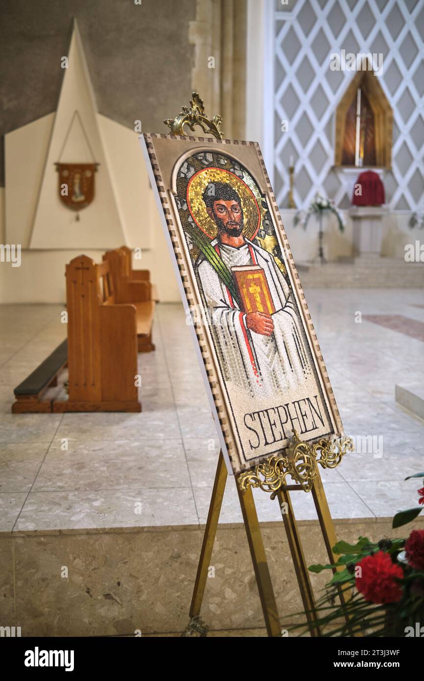 Catholic church cardiff hi-res stock photography and images - Alamy