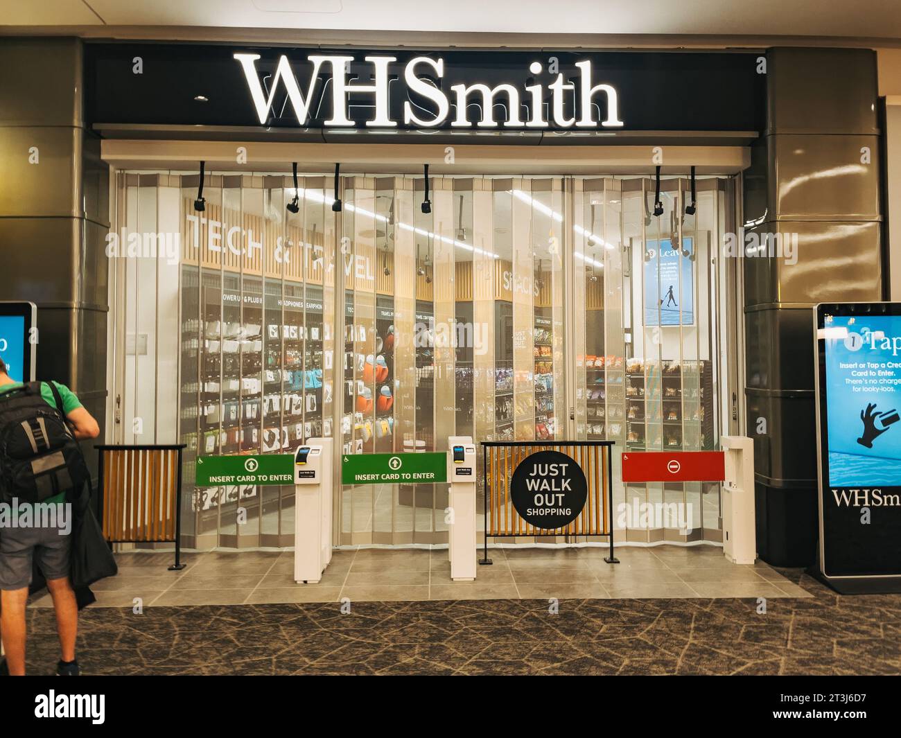 a closed WHSmith grab-and-go cashierless store in La Guardia airport ...