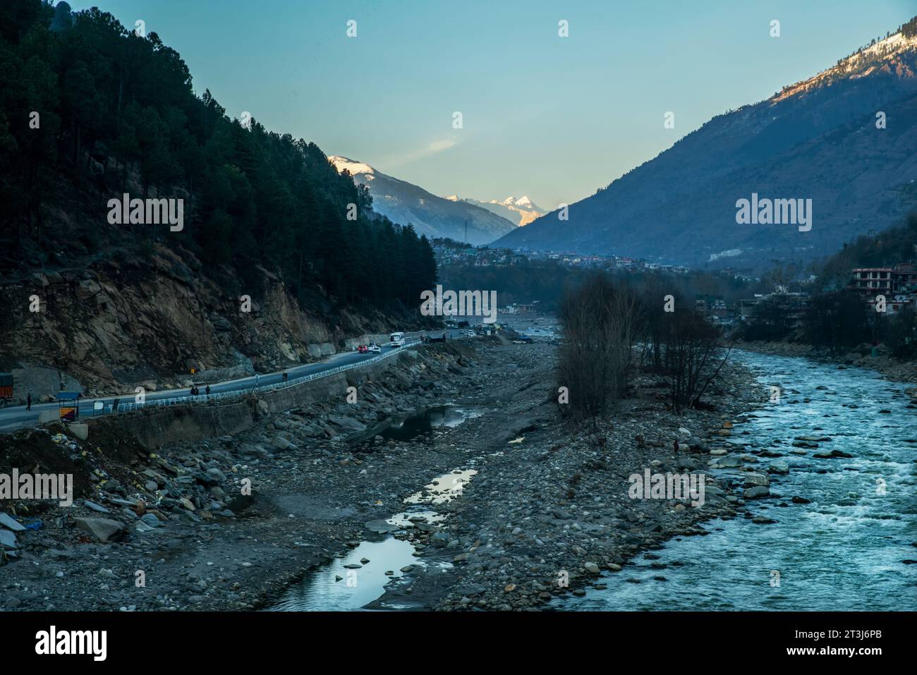 Highway next to Kulla Himachal Pradesh and Snowcapped Himalayas ...