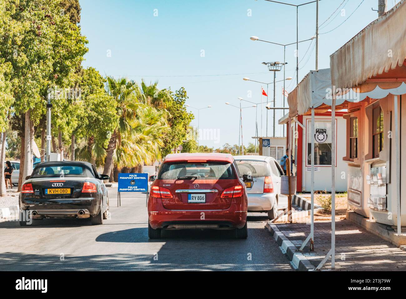 Border police booth hi-res stock photography and images - Alamy