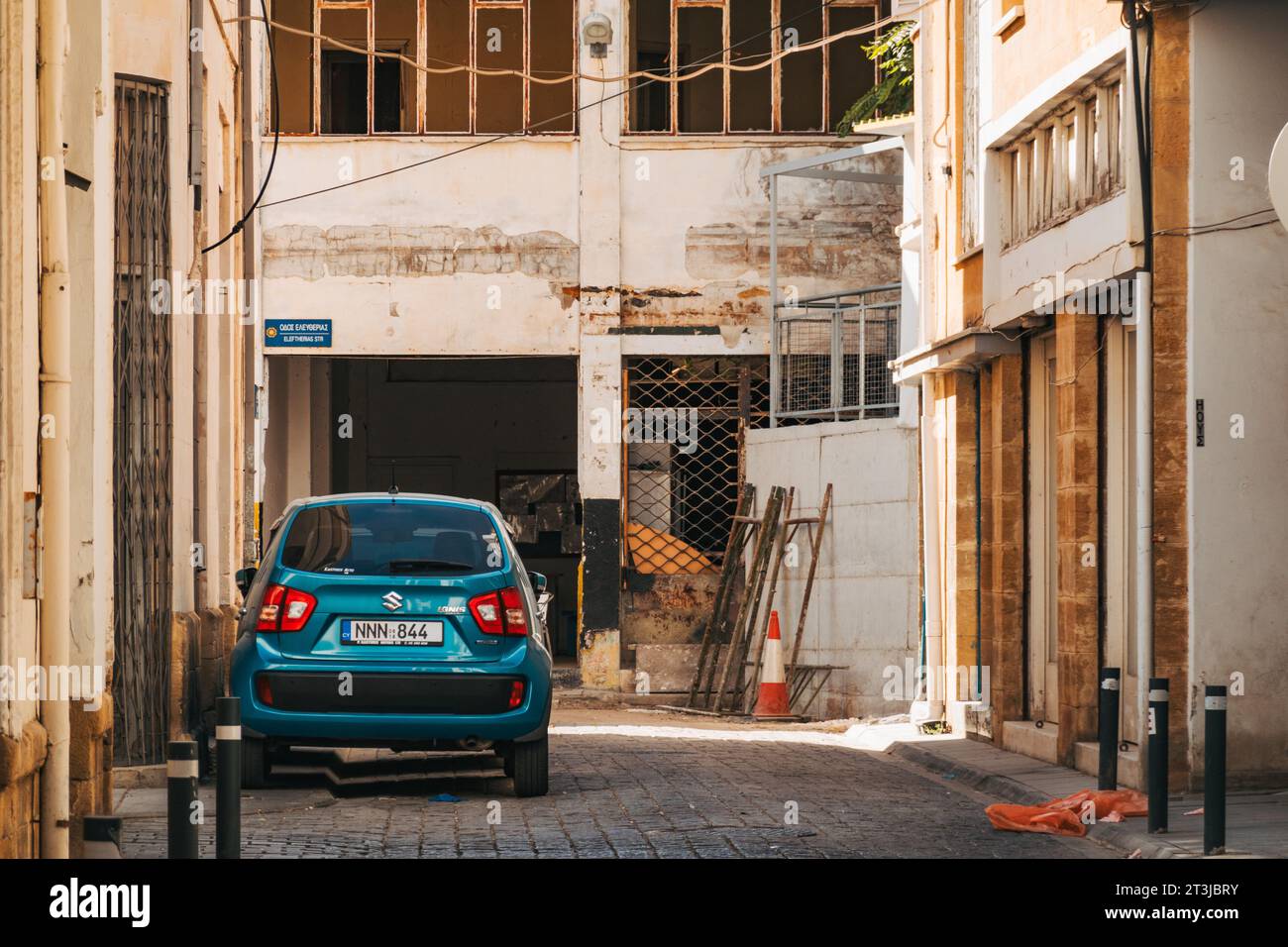 Old car cyprus hi-res stock photography and images - Alamy