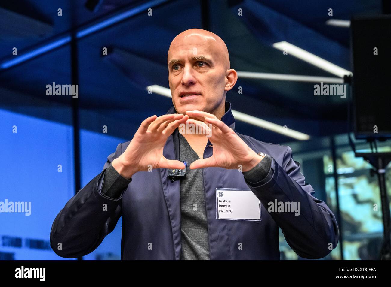 New York, USA. 25 Oct, 2023. Architect Joshua Ramus explains the ...