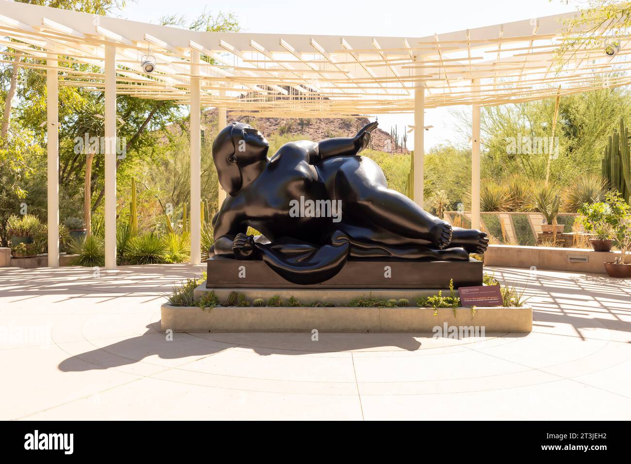 Master Fernando Botero: Reclining Woman Sculpture at Desert Botanical ...