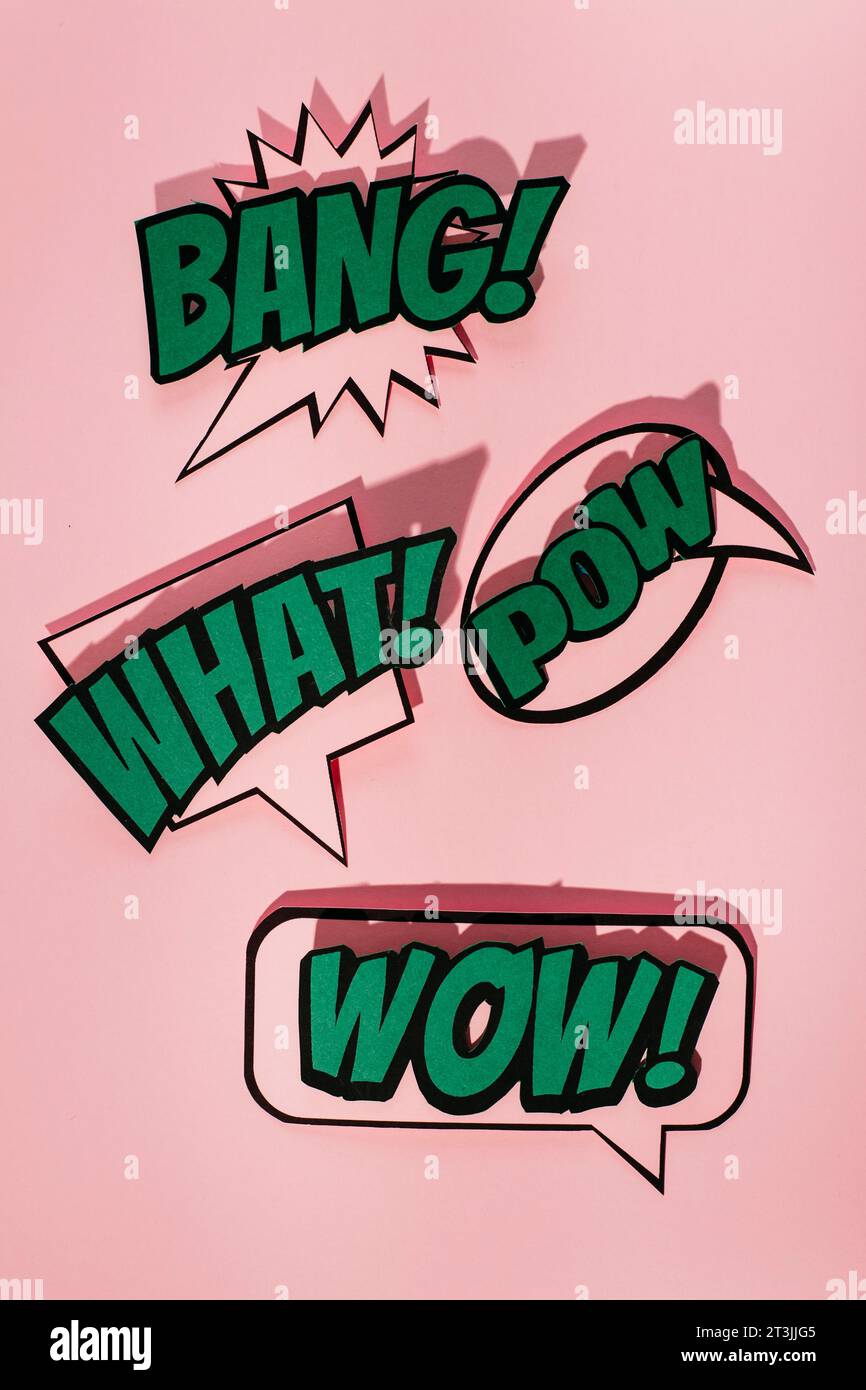 Comic sound effect speech bubble pink background Stock Photo - Alamy