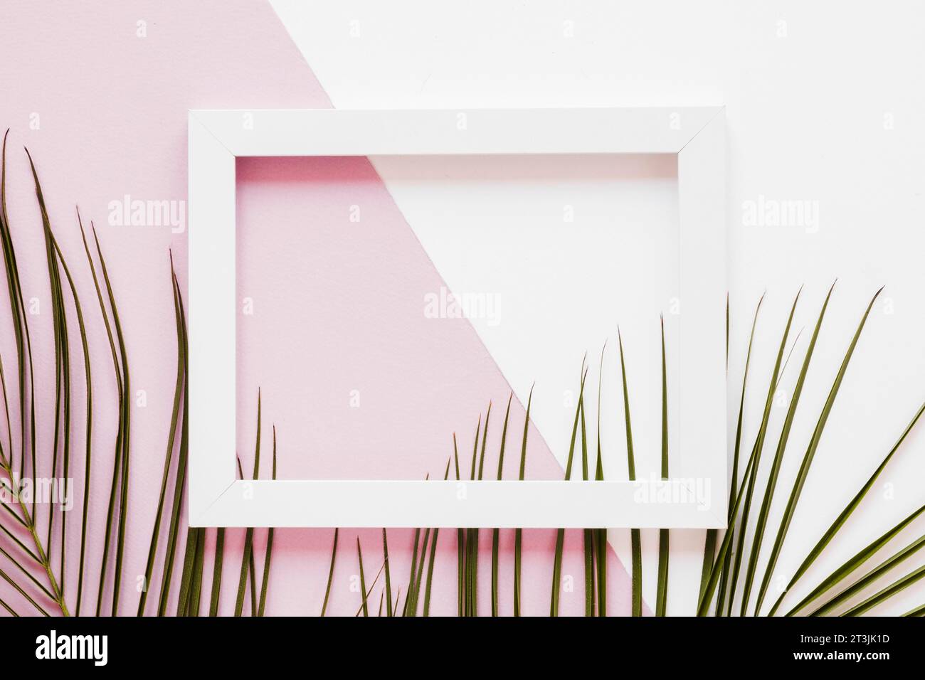 Work desk decoration hi-res stock photography and images - Alamy