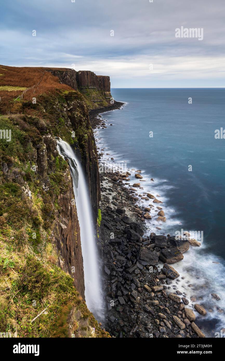 Mealt Falls waterfall and Kilt Rock, cliffs, Isle of Skye, Inner ...