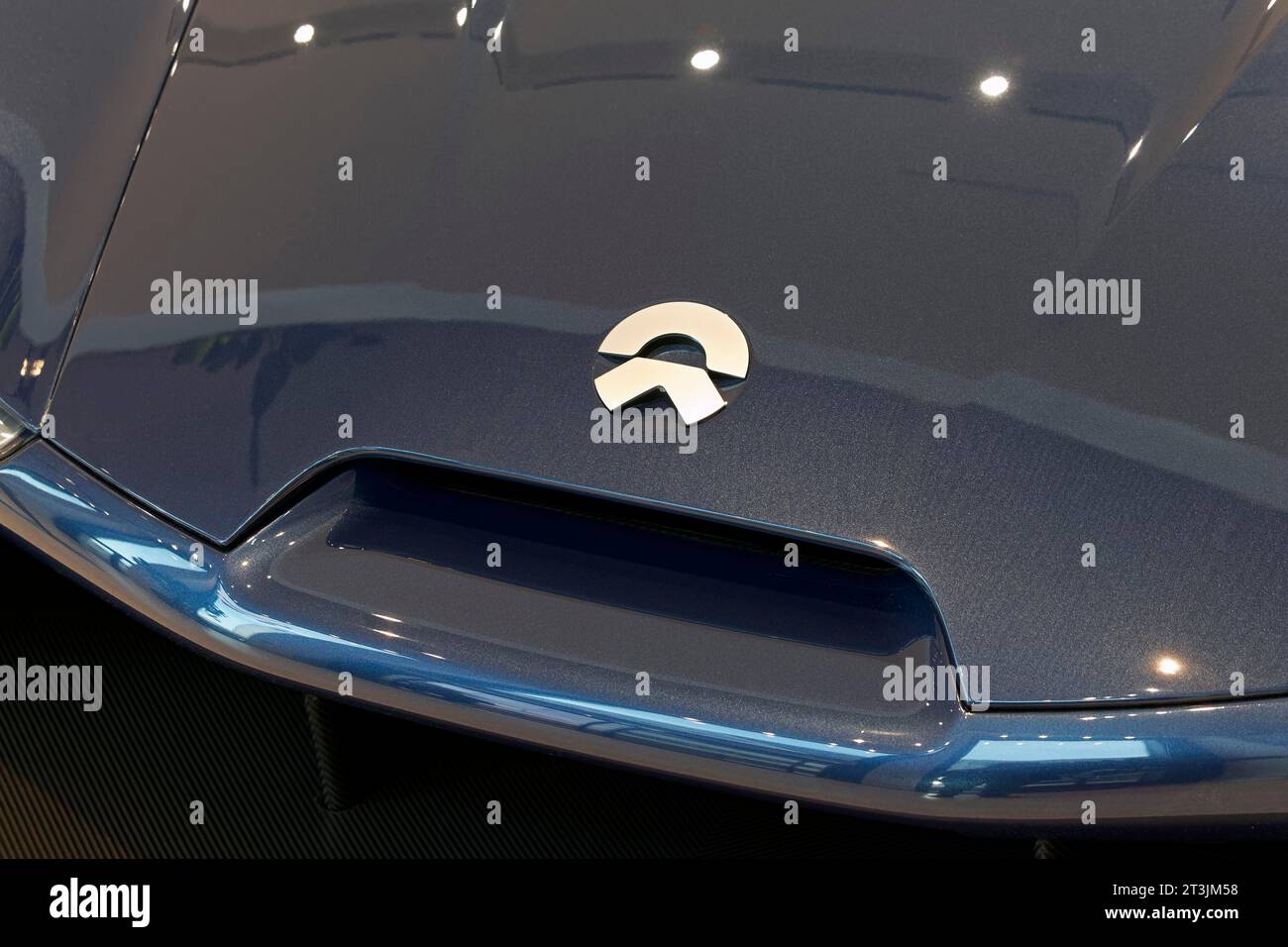 Nio logo on bonnet, e-car, Chinese car brand for electric cars ...