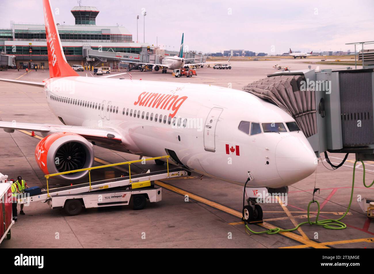 Boeing 737 max cockpit hi-res stock photography and images - Alamy