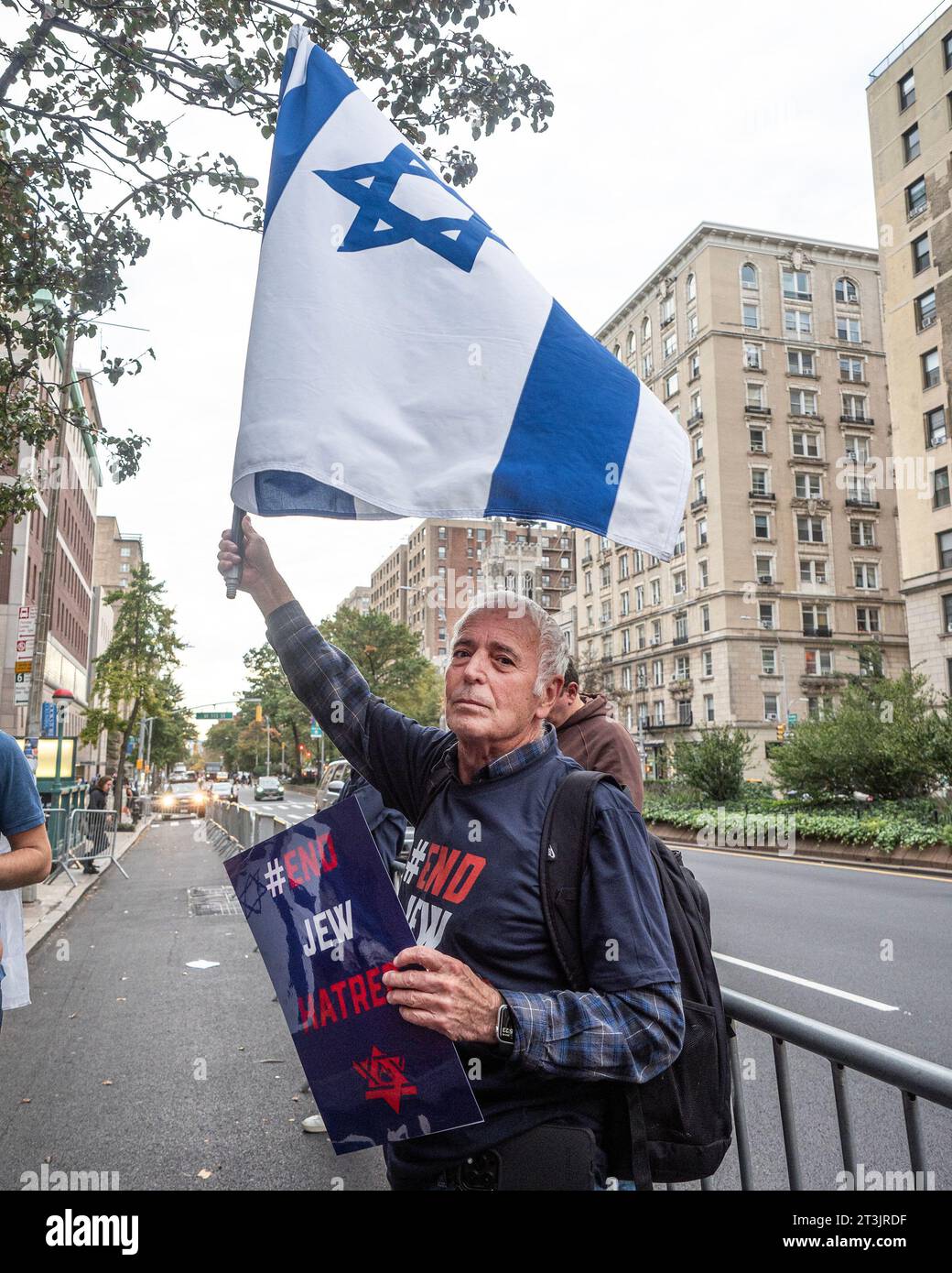 New York, NY, USA. 25th Oct, 2023. People participate in an End Jew ...