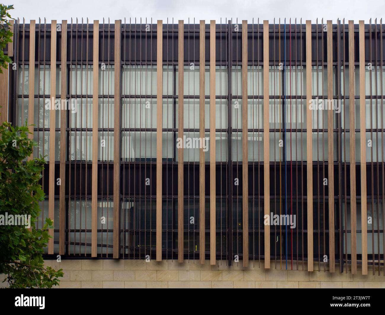 Repeating Architecture Lines Building Exterior Stock Photo - Alamy