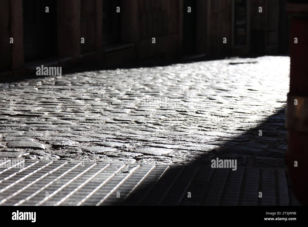 Sunny paver hi-res stock photography and images - Alamy