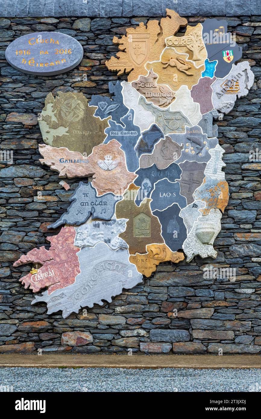 Map of Ireland, Glencolumbkille Folk Village, County Donegal, Ireland ...