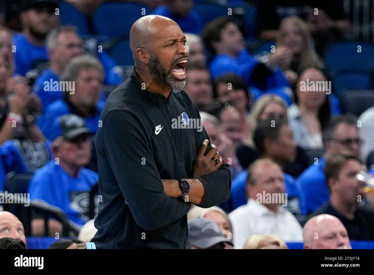 Orlando Magic coach Jamahl Mosley shouts to players during the first ...