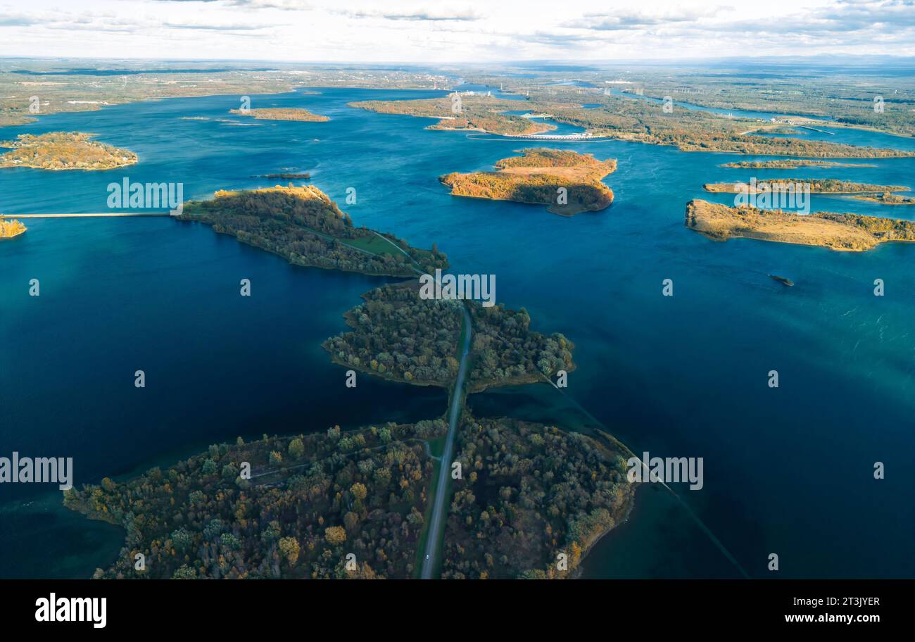 Aerial view of Long Sault Parkway, Canad Stock Photo - Alamy