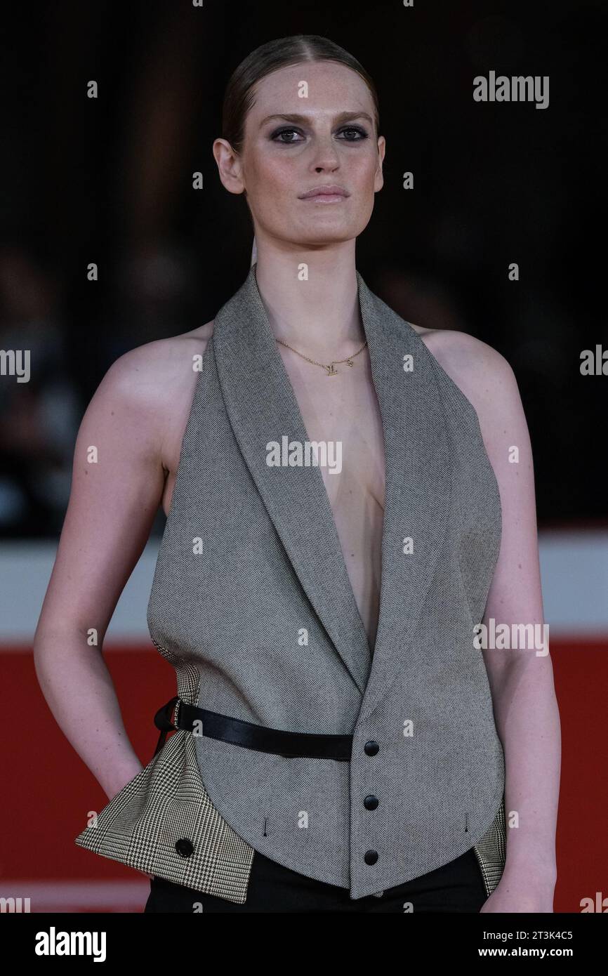 Davide bottone hi-res stock photography and images - Alamy