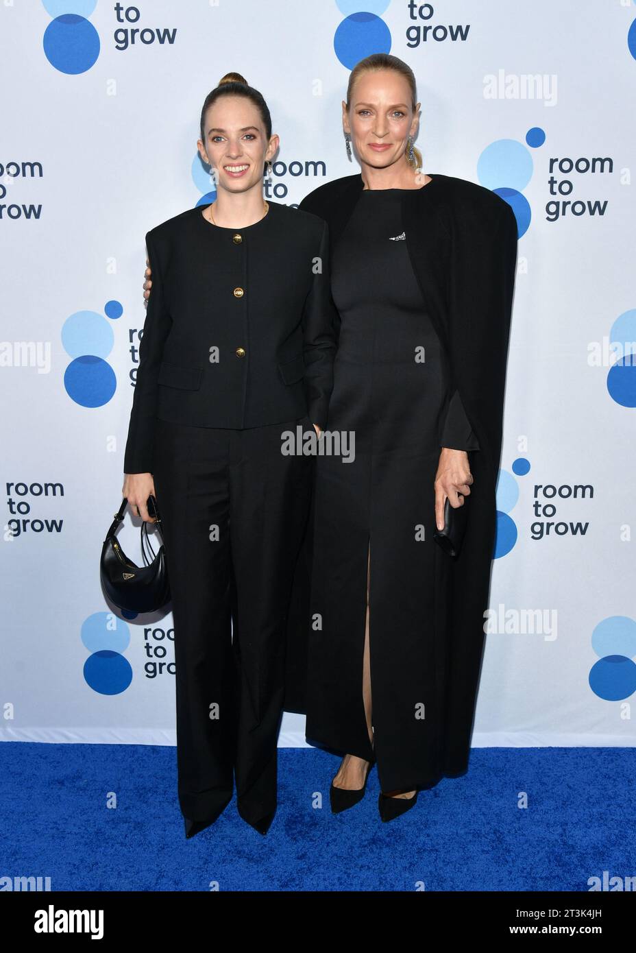 Uma thurman and maya thurman hawke hi-res stock photography and images ...