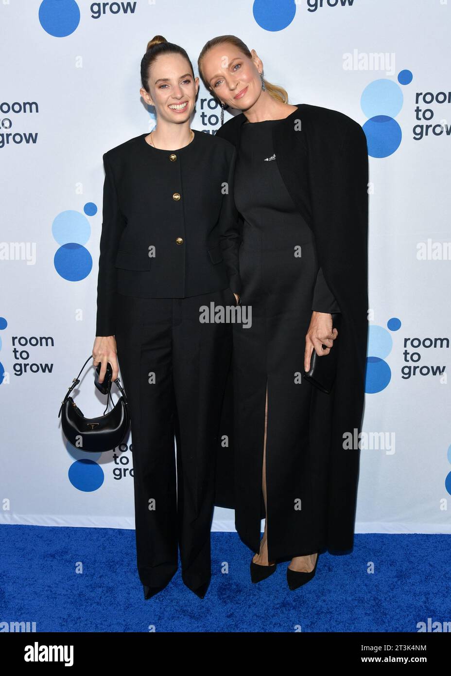 Maya Thurman Hawke and Uma Thurman Stock Photo - Alamy