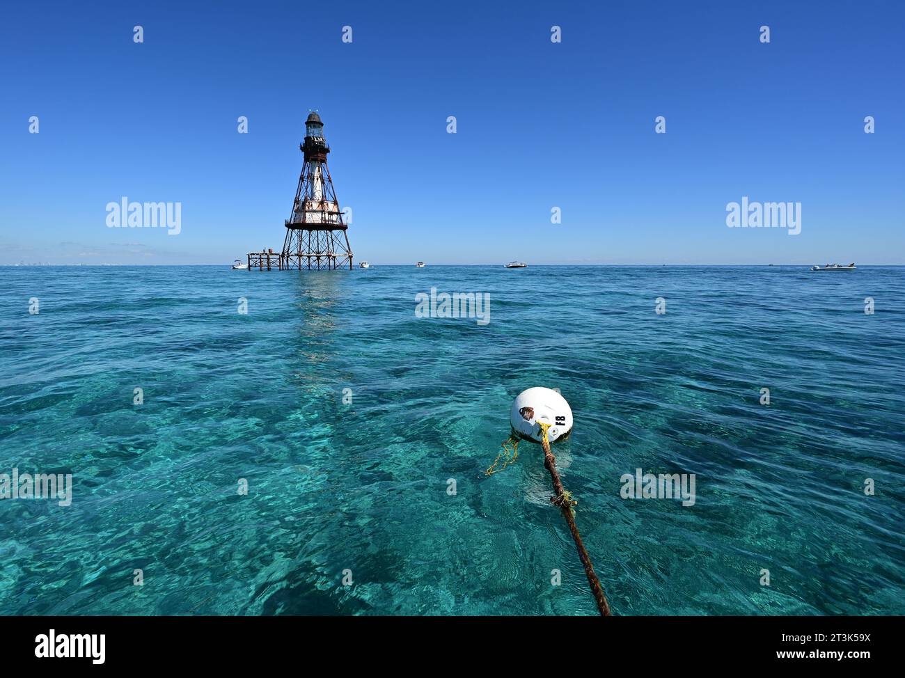 Fowey Rocks Lighthouse and National Park Service mooring buoy in ...