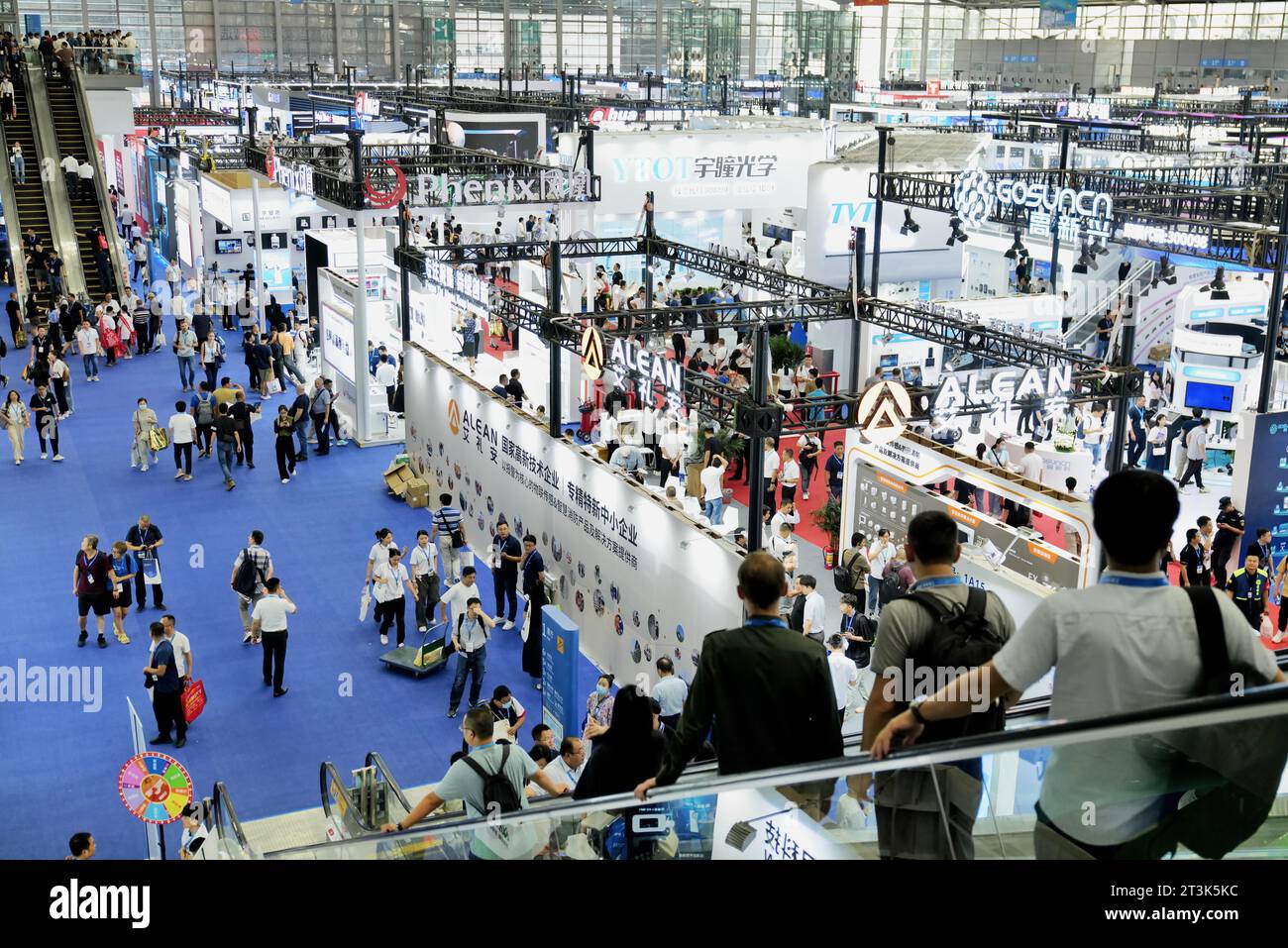 **CHINESE MAINLAND, HONG KONG, MACAU AND TAIWAN OUT** The 19th China ...