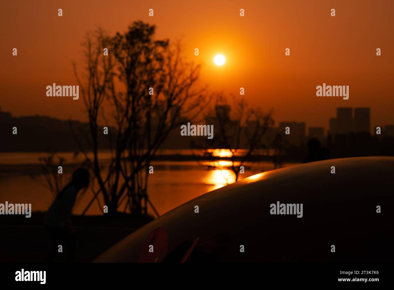 The Romantic Sunset of Xinglong Lake in Tianfu New Area, Chengdu Stock ...