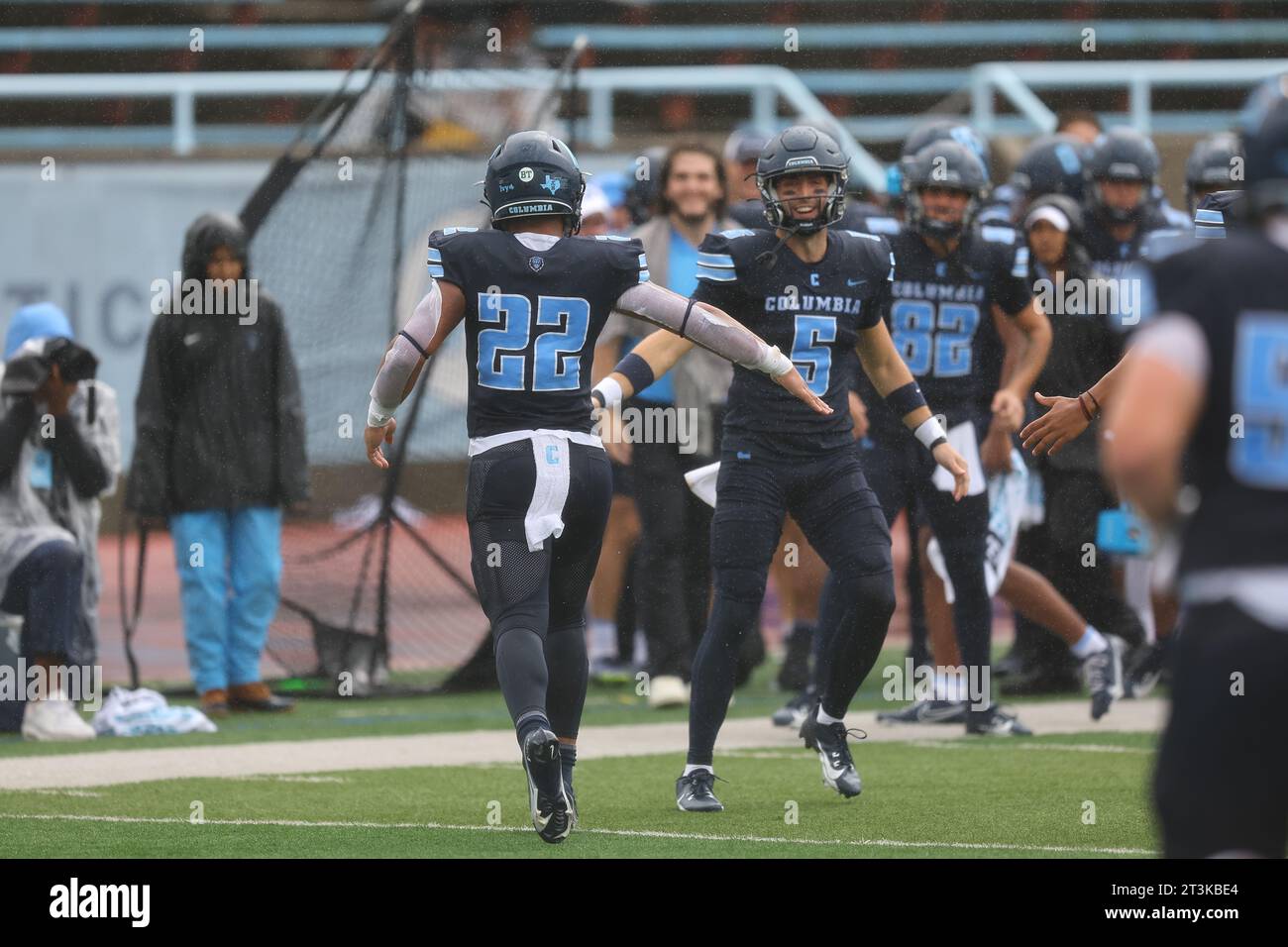 Marist red foxes tyson edwards hi-res stock photography and images - Alamy