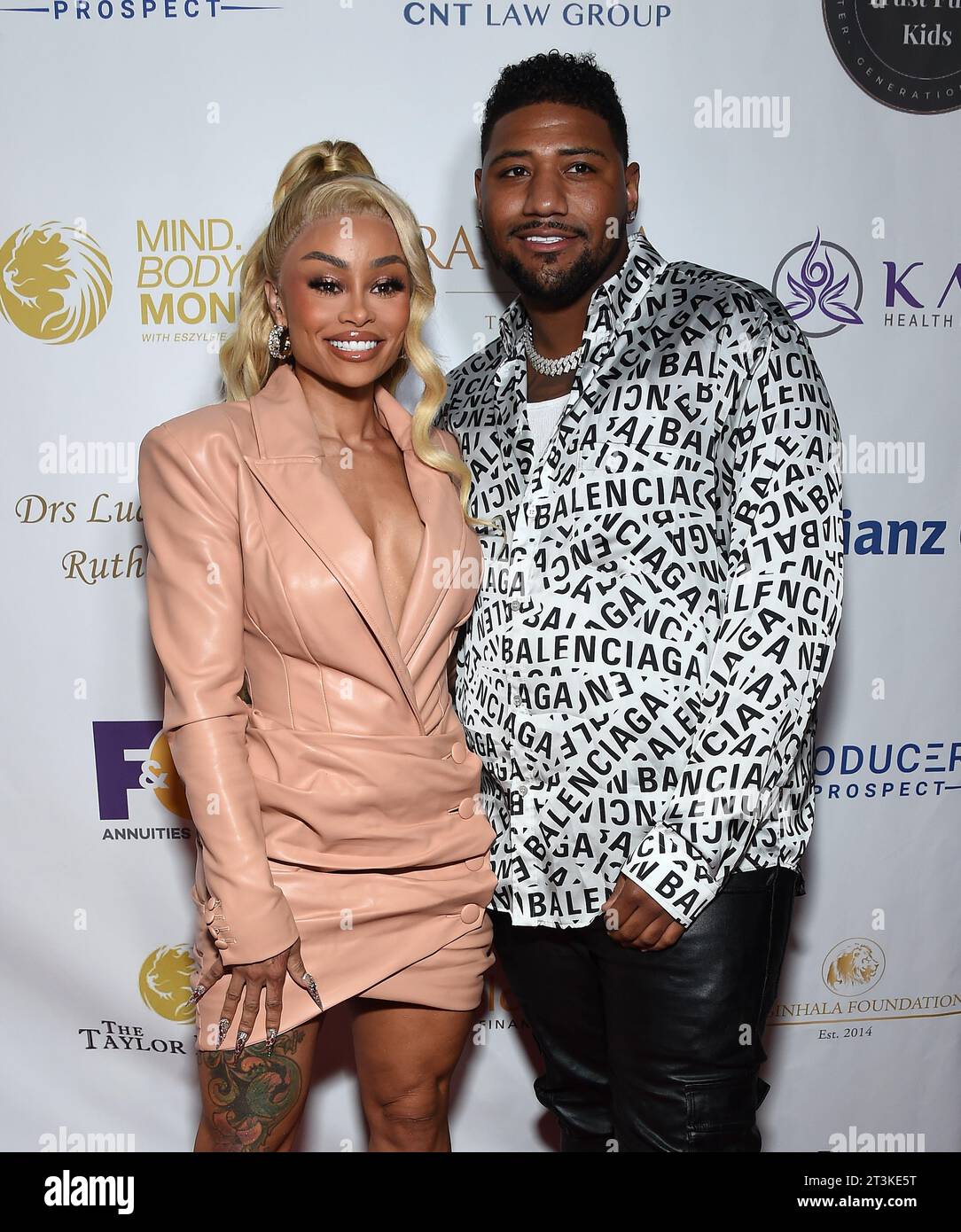 Hollywood, USA. 25th Oct, 2023. Angela White and Derrick Milano ...