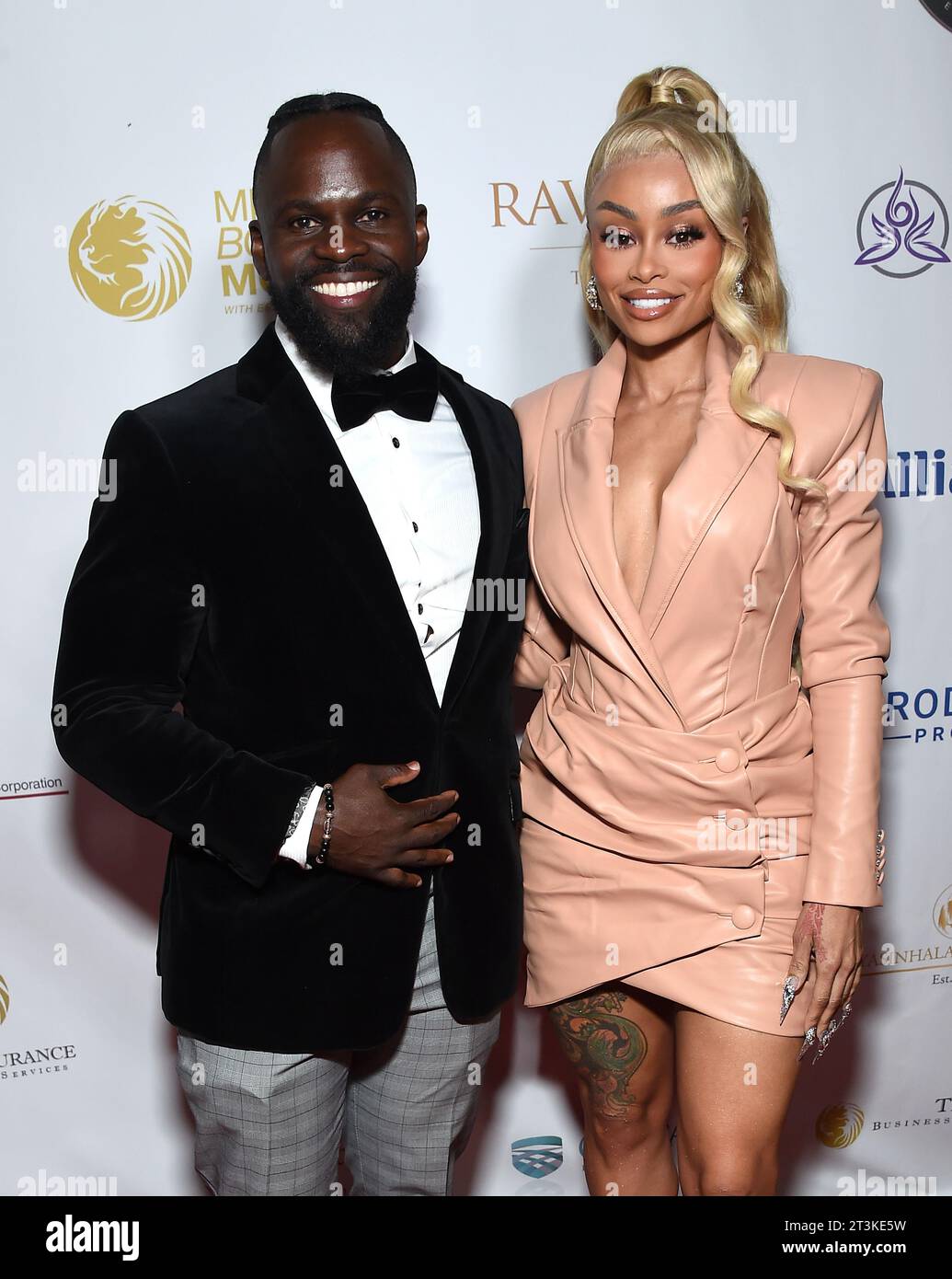 Hollywood, USA. 25th Oct, 2023. Eszylfie Taylor and Angela White ...