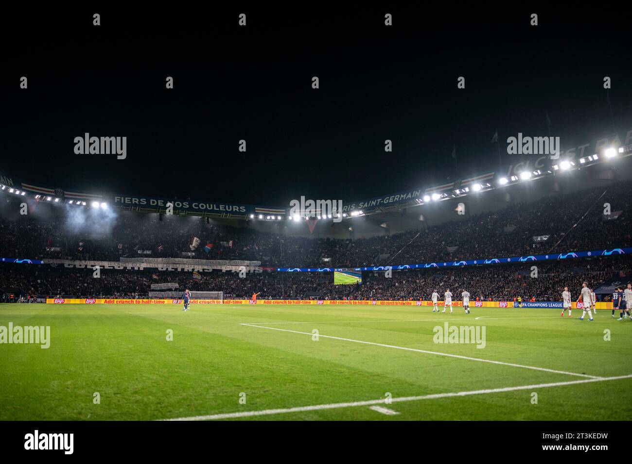 Paris, France. 25th Oct, 2023. Paris Saint-Germain (PSG) supporters ...