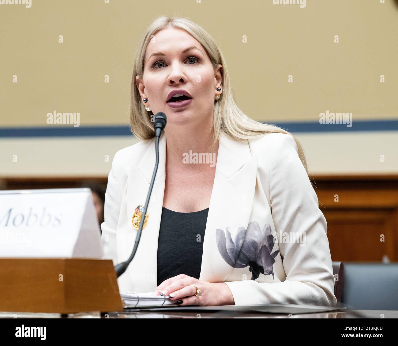 Mobbs hi-res stock photography and images - Alamy