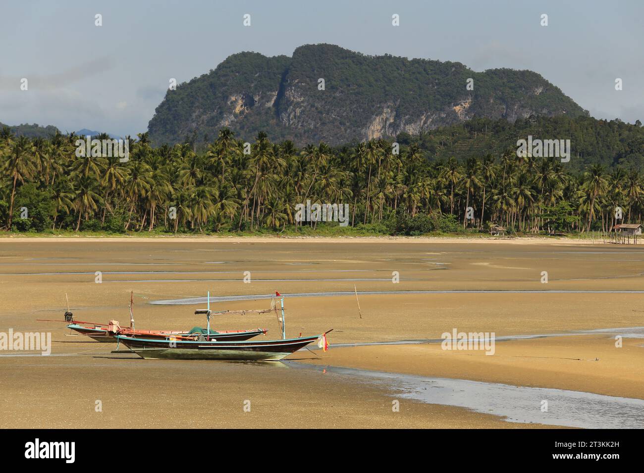 The Landscape of AO Krok bay or (mortar Bay) Front of koh pitak beach ...