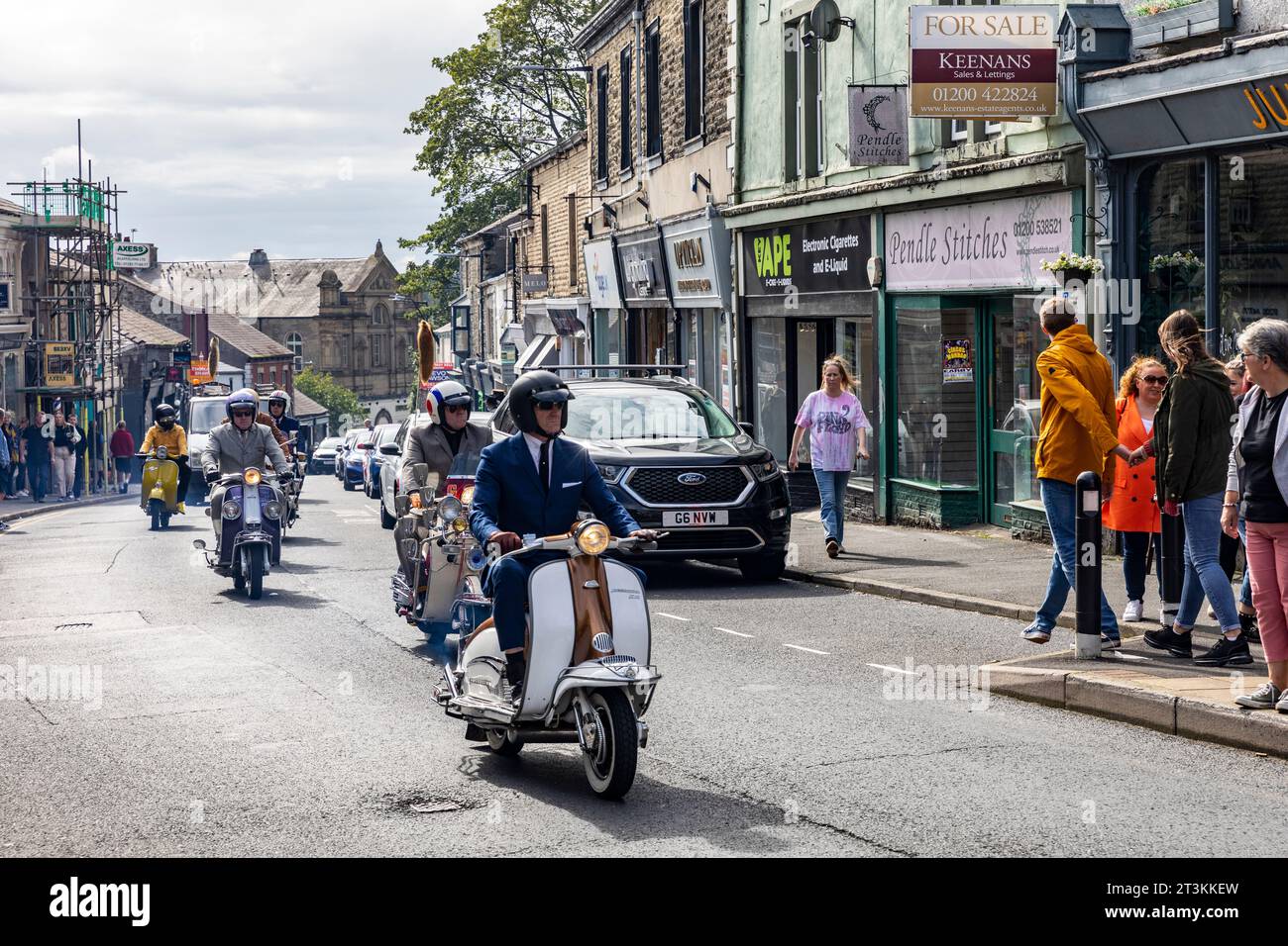 Mods scooters suits hi-res stock photography and images - Alamy