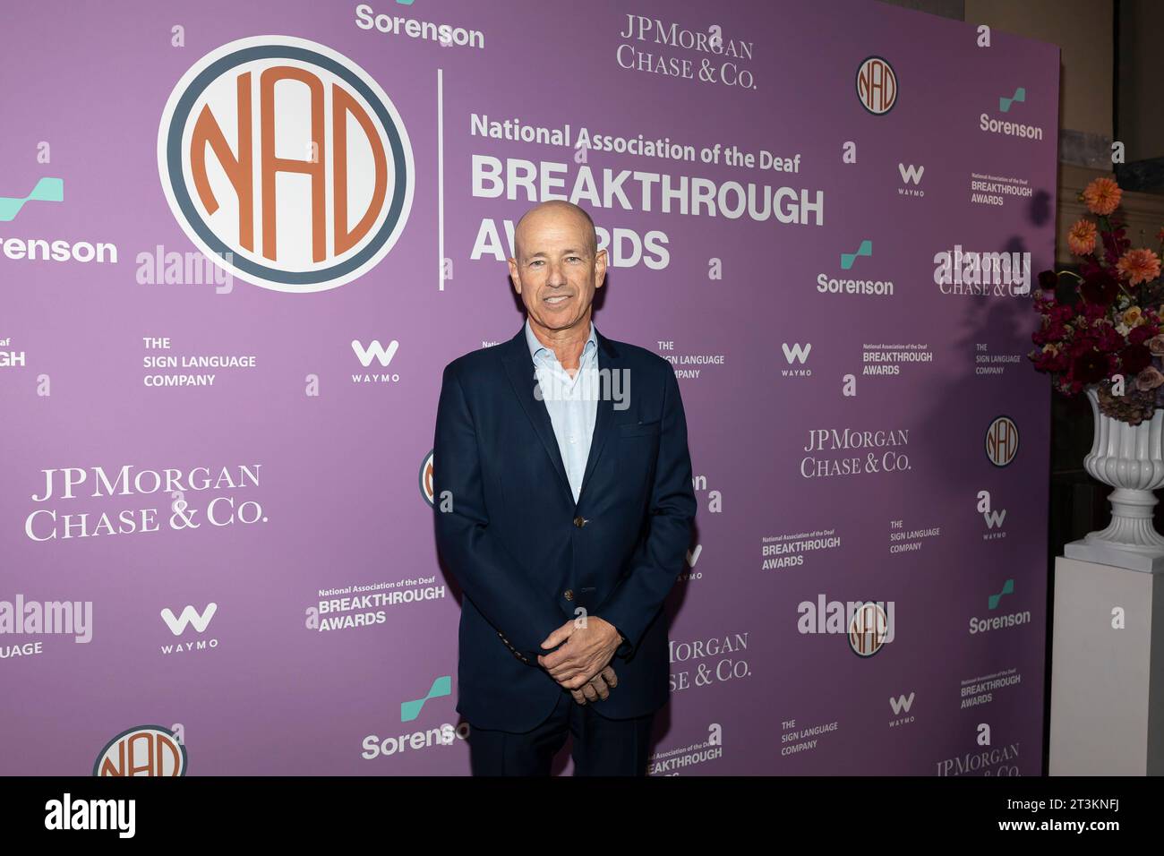 Los Angeles, USA. 25th Oct, 2023. Howard Gordon attends the arrivals of ...
