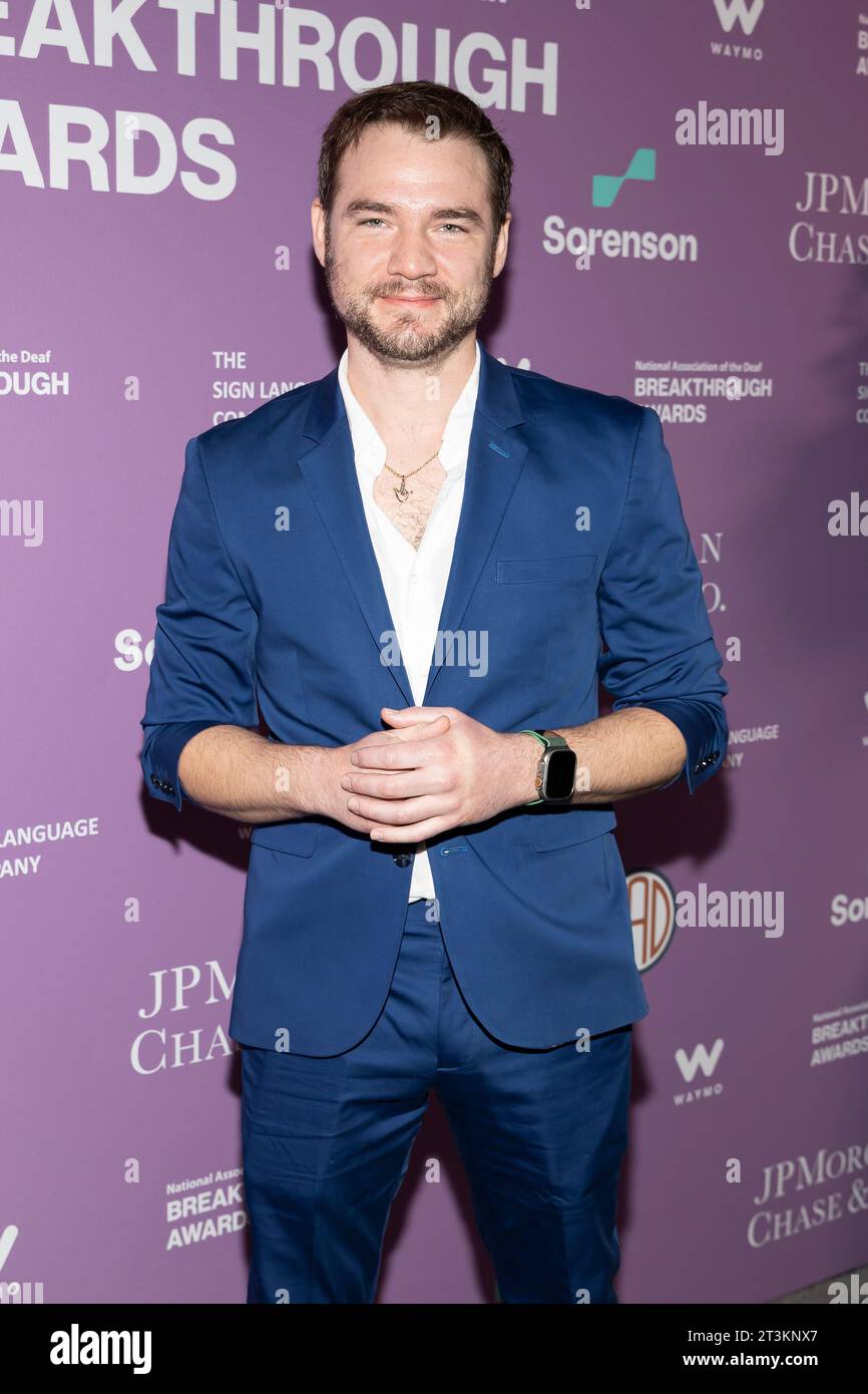 Los Angeles, USA. 25th Oct, 2023. Daniel Durrant attends the arrivals ...