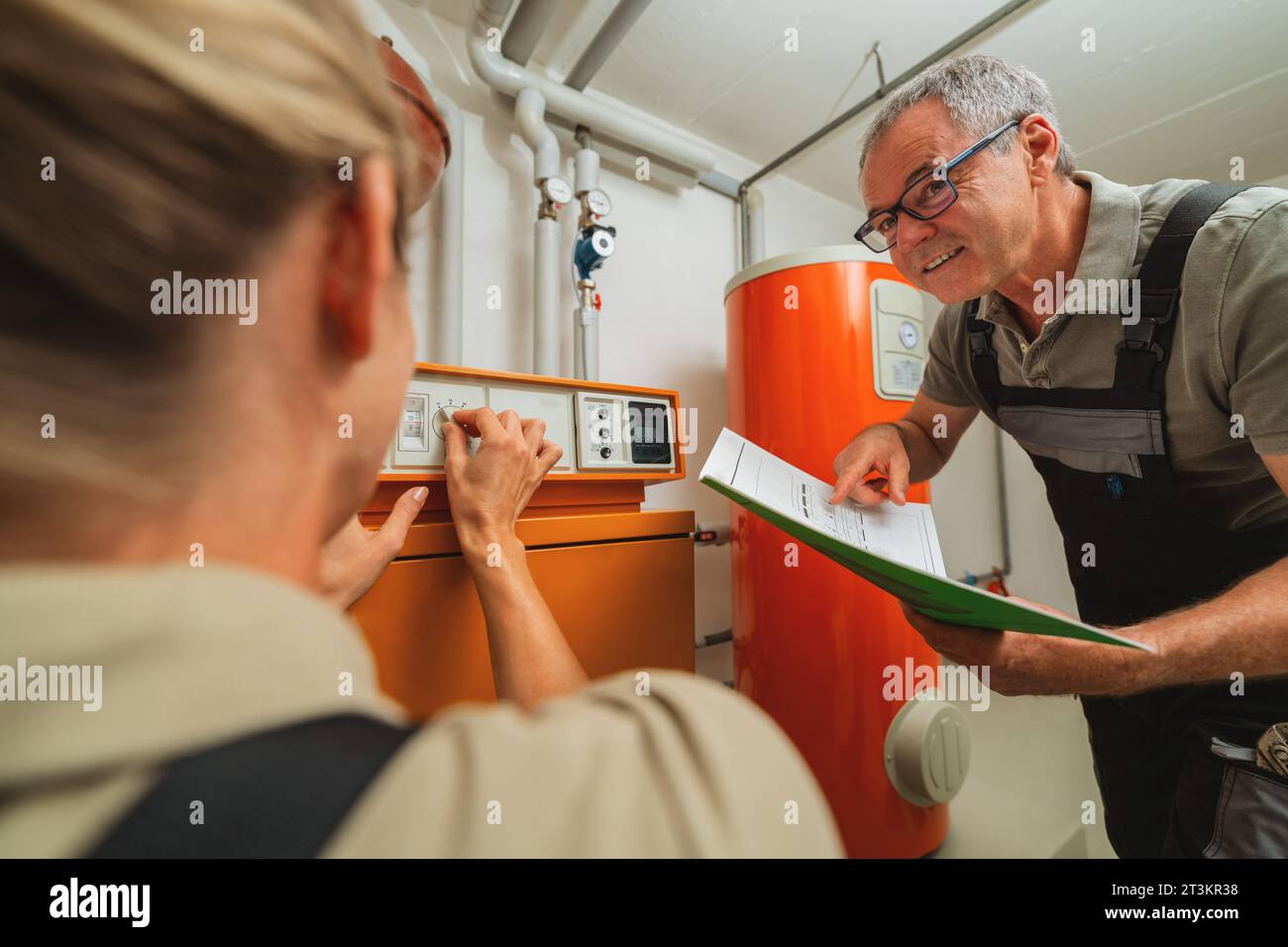 Woman water meter bill hi-res stock photography and images - Alamy