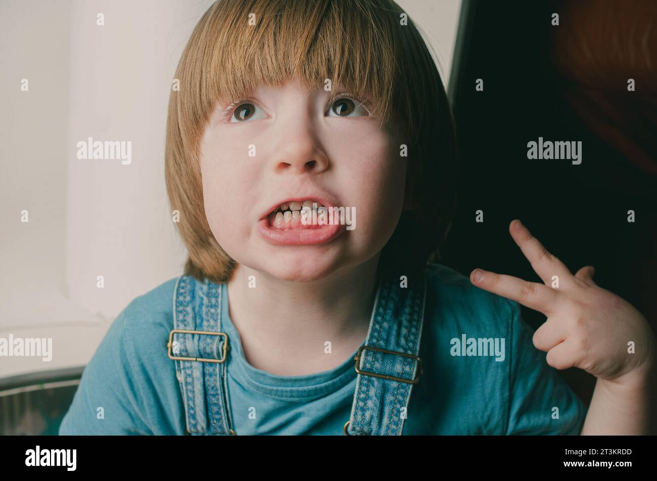 Candid speaking hi-res stock photography and images - Alamy