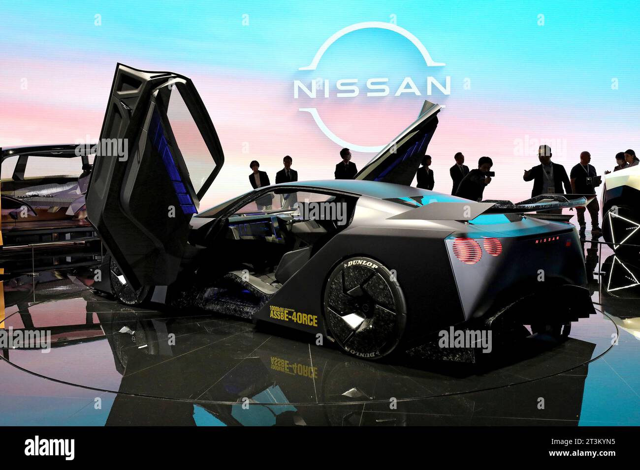 Nissan Hyper Force beim Pressetag der Japan Mobility Show 2023 auf dem ...