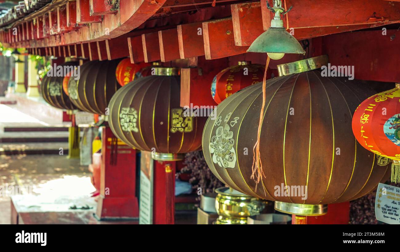 Lanterns hung in temples for lighting are red which means prosperity ...