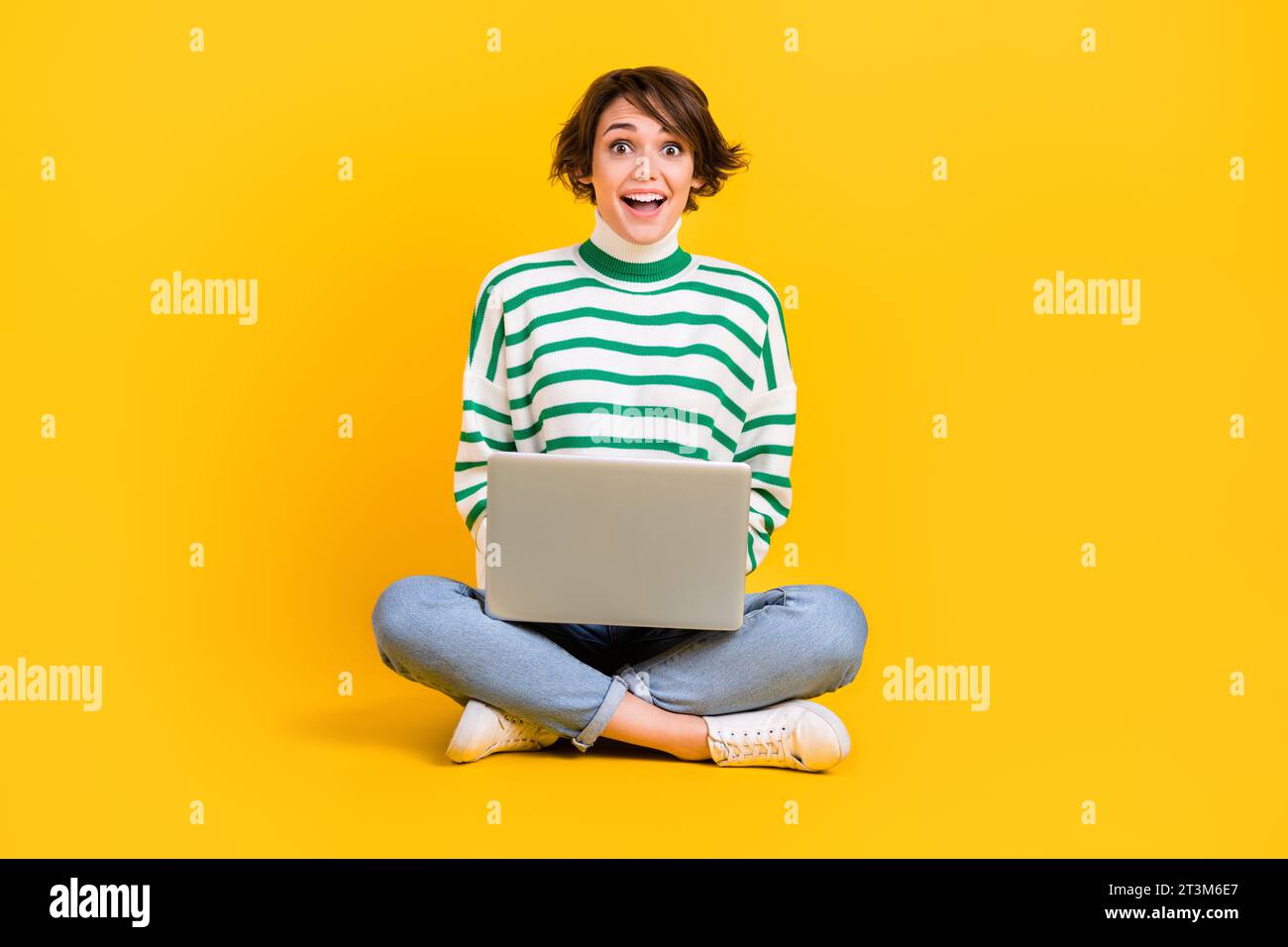 Full length photo of young surprised woman programmer reaction crazy ...