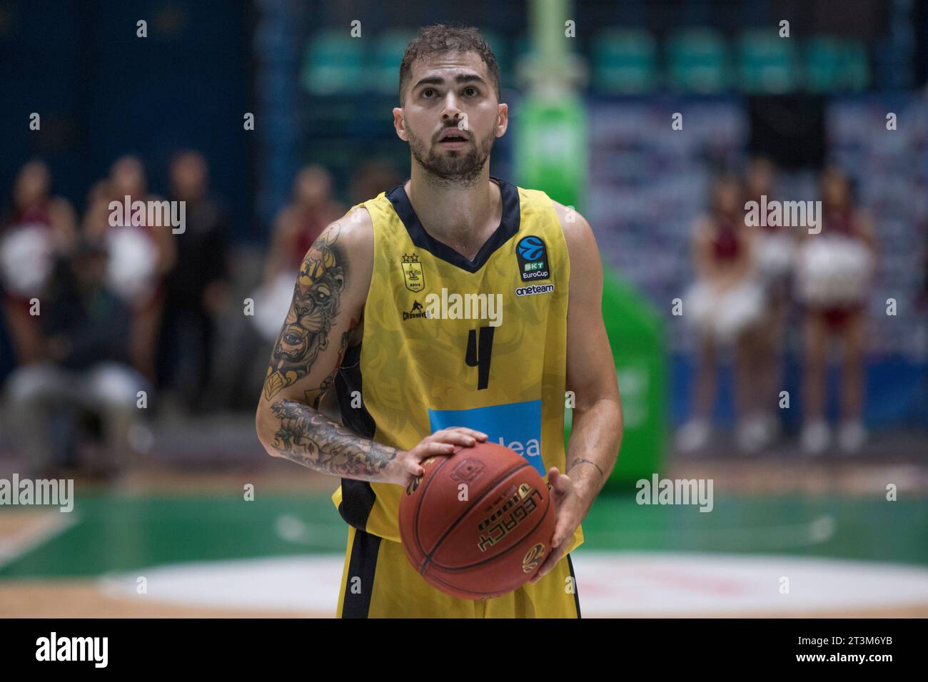 Midea hi-res stock photography and images - Alamy