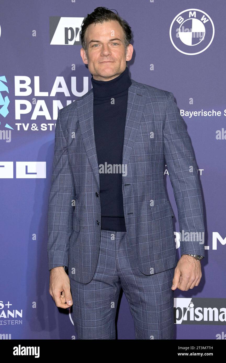 Torben Liebrecht bei der Verleihung vom Blauer Panther - TV & Streaming ...